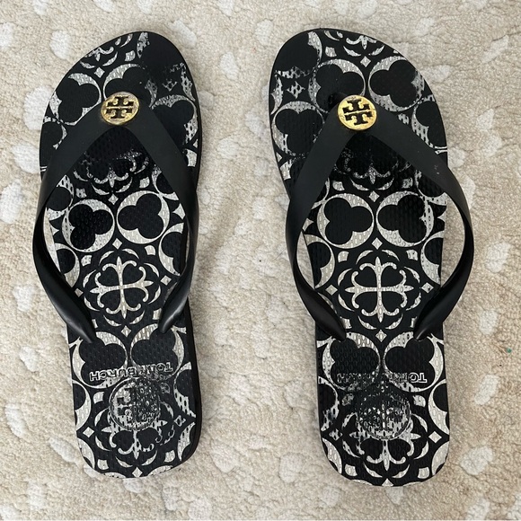Tory Burch | Shoes | Vintage Black And White Tory Burch Black Flip ...